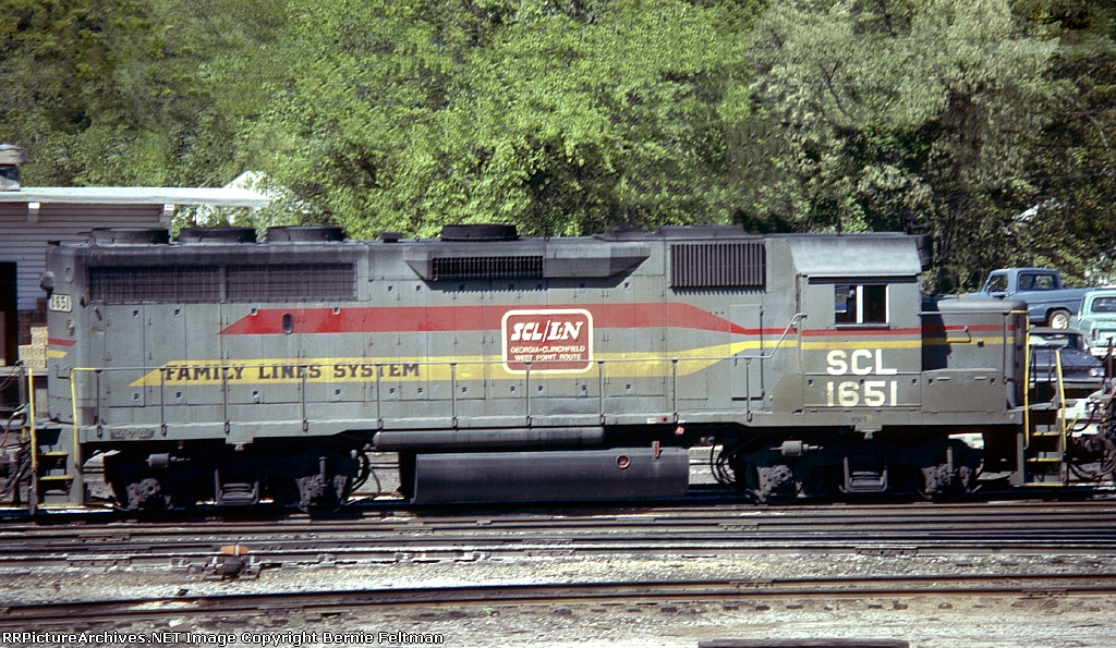 Seaboard Coast Line GP40-2 #1651, stopped at the yard office,